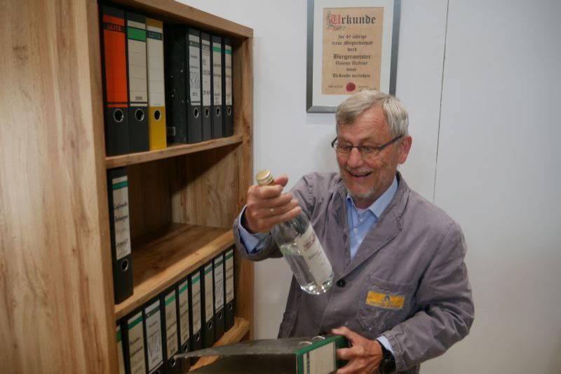 Fotos zum Stück 2025/2026 | Freiburger Mundartgruppe e.V.